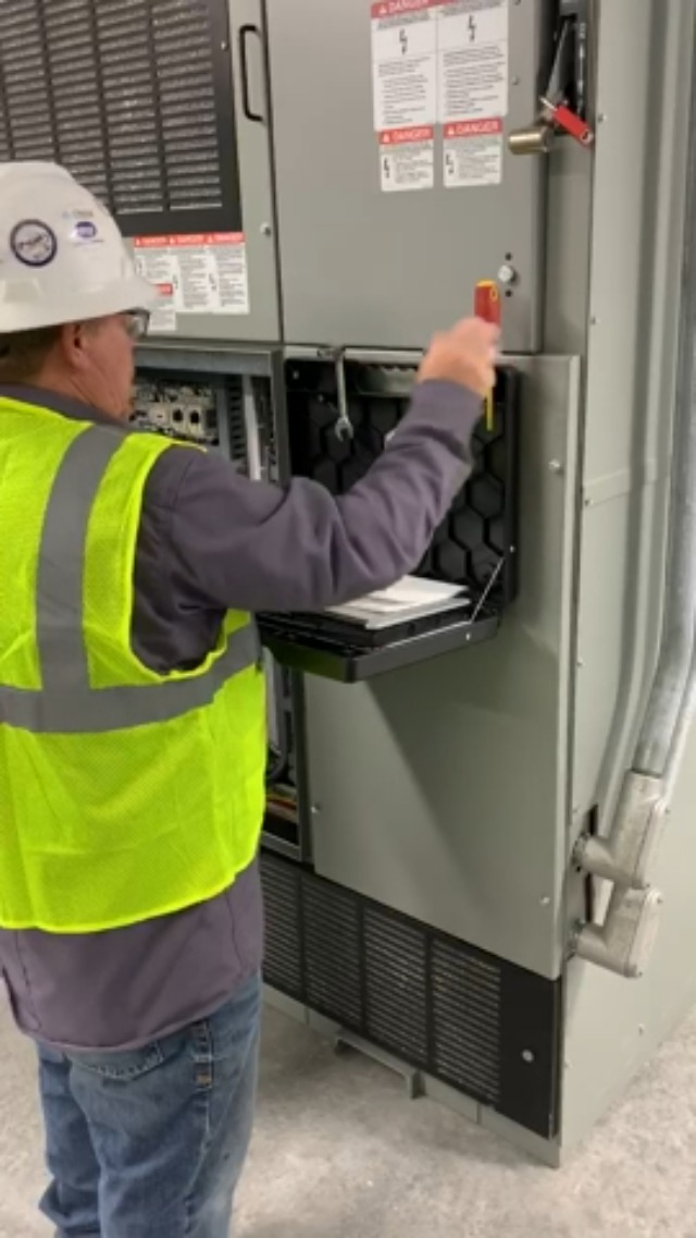 Snapklik.com : The OmniShelf Magnetic Portable Workstation + Toolbox ...