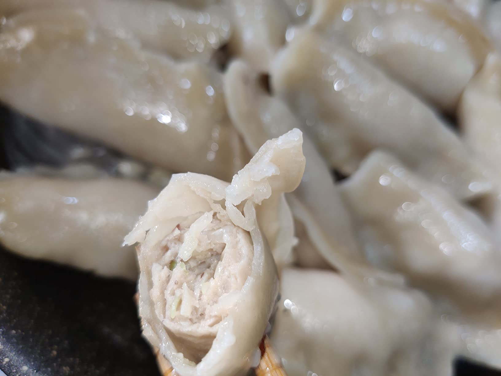 Amazon.com: Amazon Brand, Aplenty Chicken & Vegetable Potstickers, 14 ...