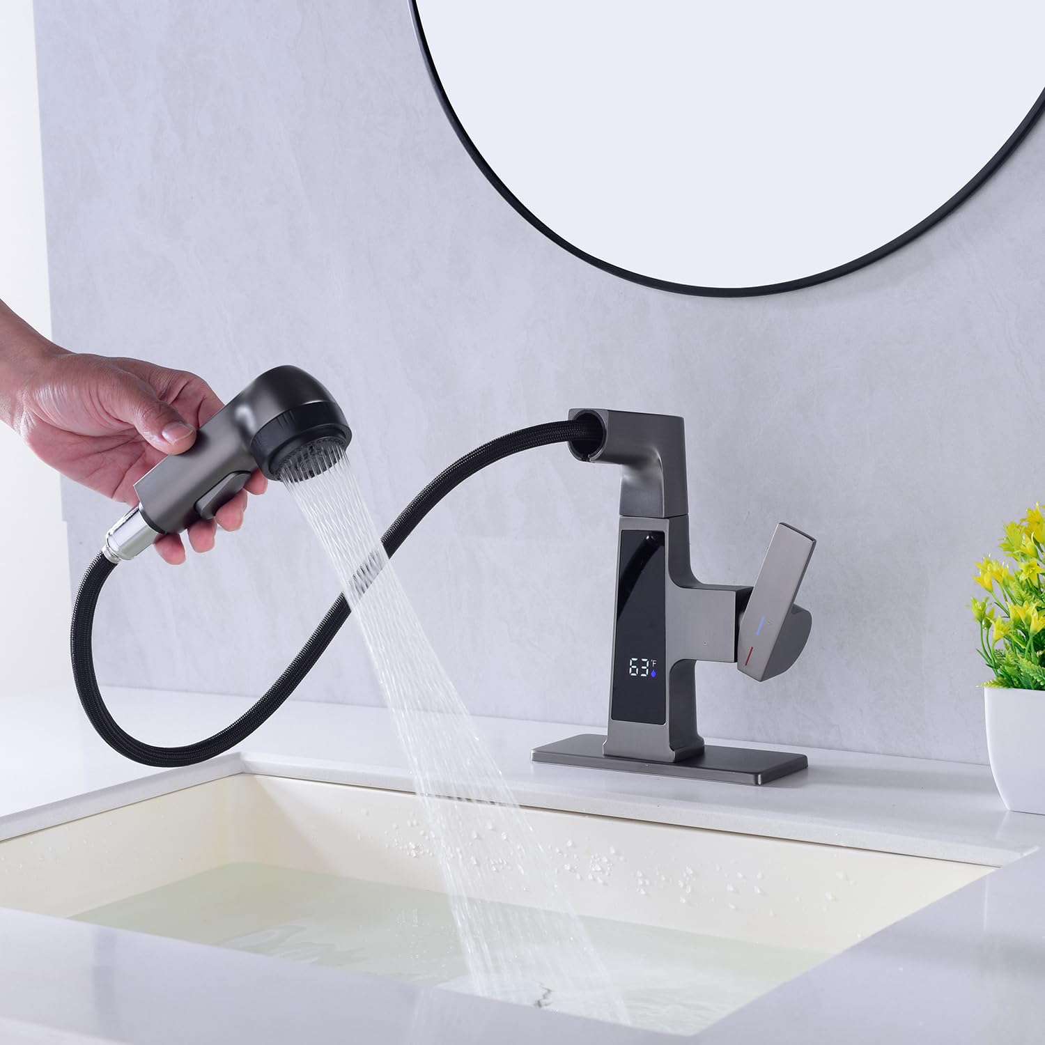 Qeemee Bathroom Sink Faucet with Pull Out Sprayer, Grey LED Temperature ...