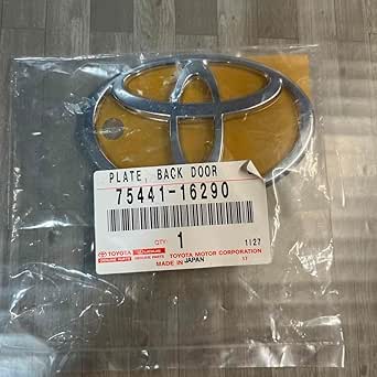 Amazon.co.jp: Genuine Toyota 75441-16290 Backdoor Emblem : Automotive