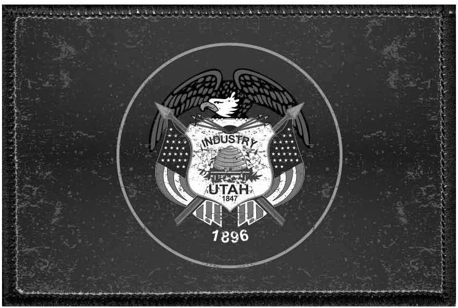 Amazon.com: Utah State Flag - Black and White - Distressed | Hook and ...