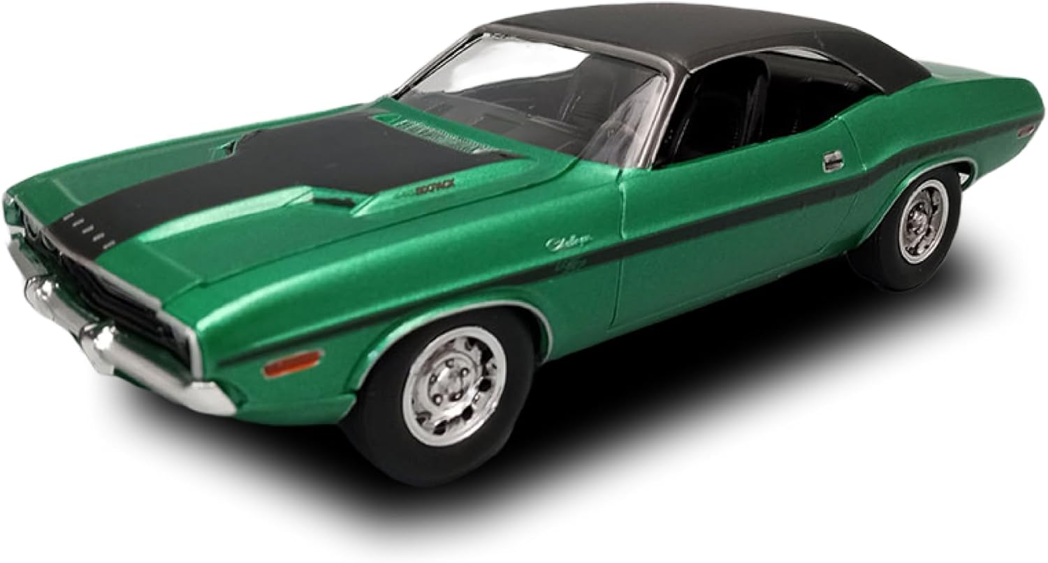 AMT 1970 Dodge Challenger USPS 1:25 Scale Model Kit