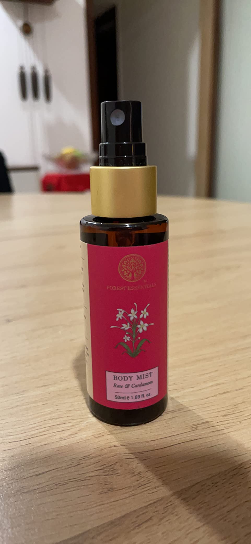 Forest Essentials Fragrant Body Mist Rose & Cardamom | Aloe Vera juice ...