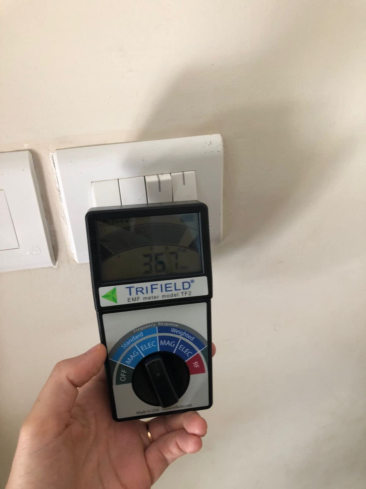 TriField EMF Meter Model TF2 : Amazon.in: Industrial & Scientific