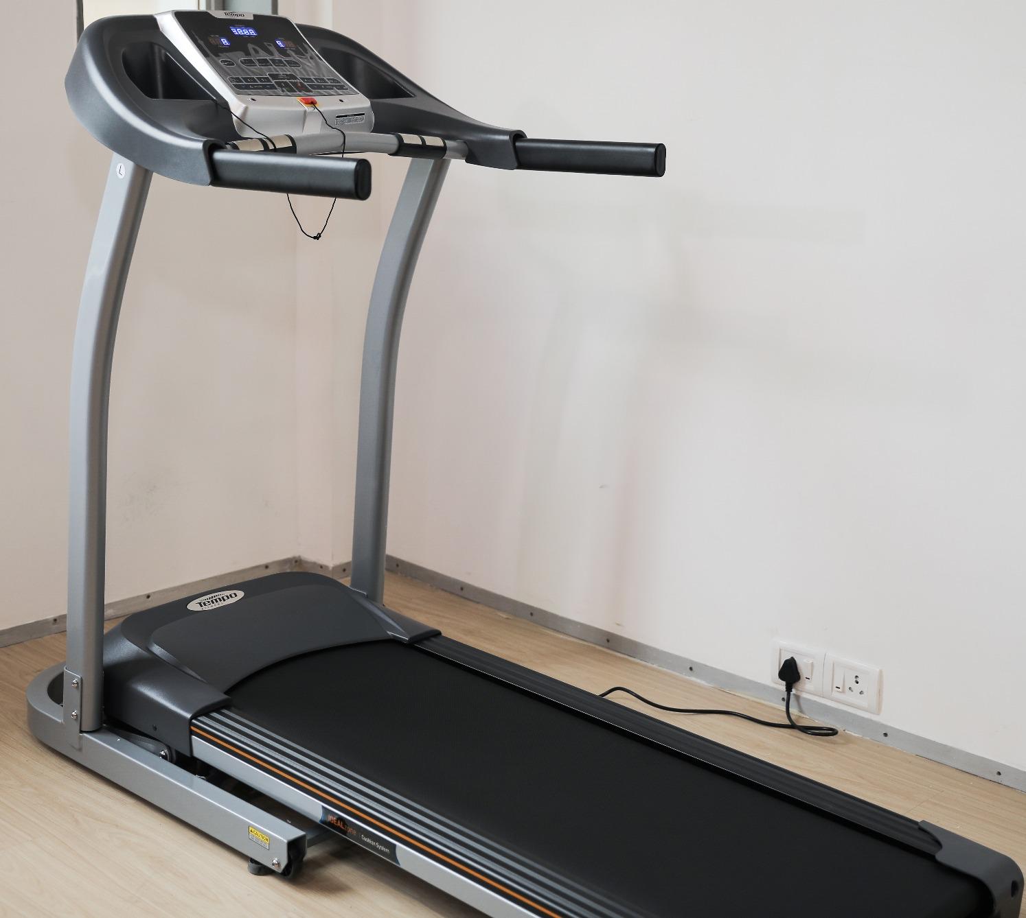 Buy Proline Fitness - Tempo T81 1.75CHP continous motorised Treadmill ...