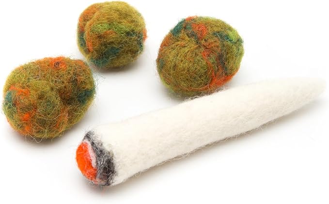 Amazon.com : Glaciart One Catnip Joint & Buds Cat Toy Set | Crack for ...