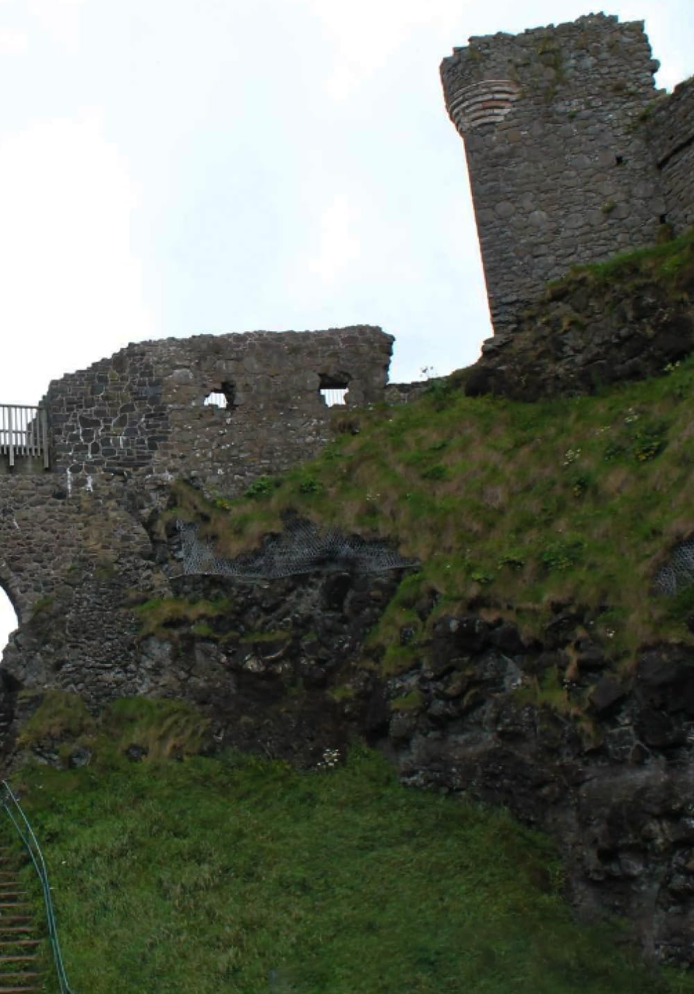 Dunluce castle; photo journal: Rae, Charlie: Amazon.com: Books