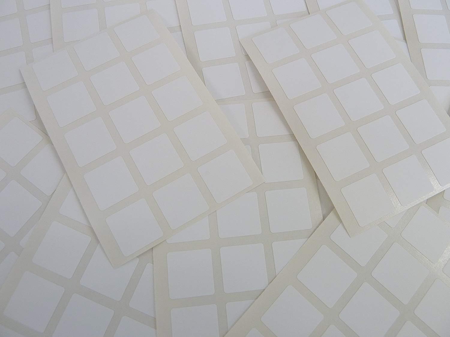 Pack of 135, 15mm Square, White Paper Labels, Removable Low Tack ...