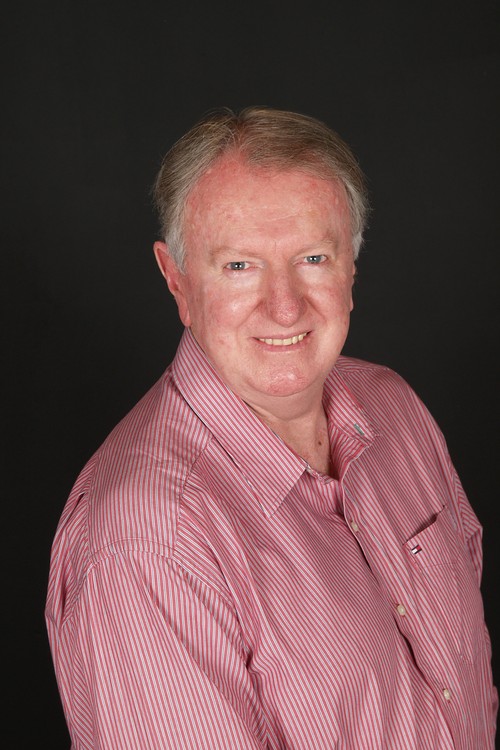 Amazon.com: Robert Pryor: books, biography, latest update