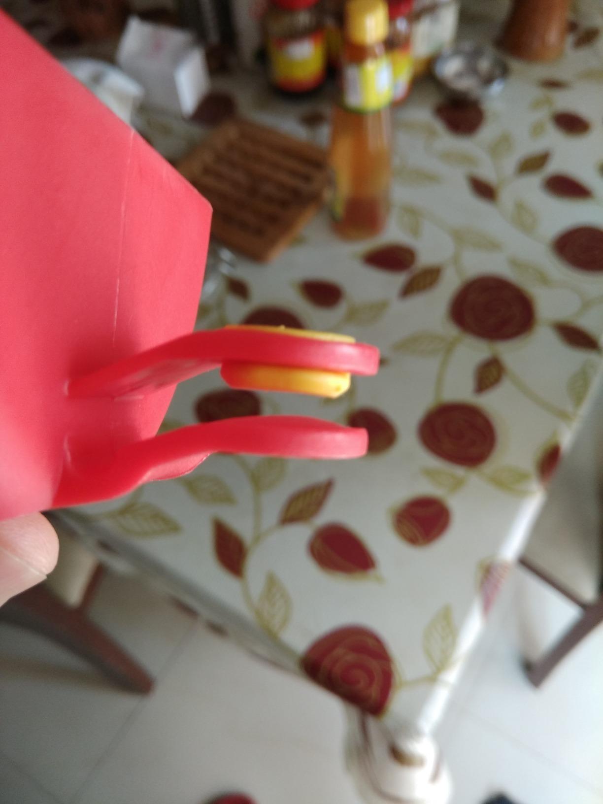 SYGA Set of 4 Coloured Party Dip Clips Bowl Clip for Plates Sauce Cups ...