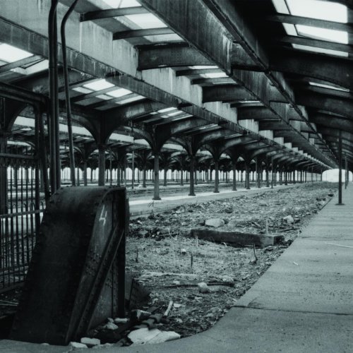 Amazon.com: Closed Station Platform : Laurence Hart: Digital Music