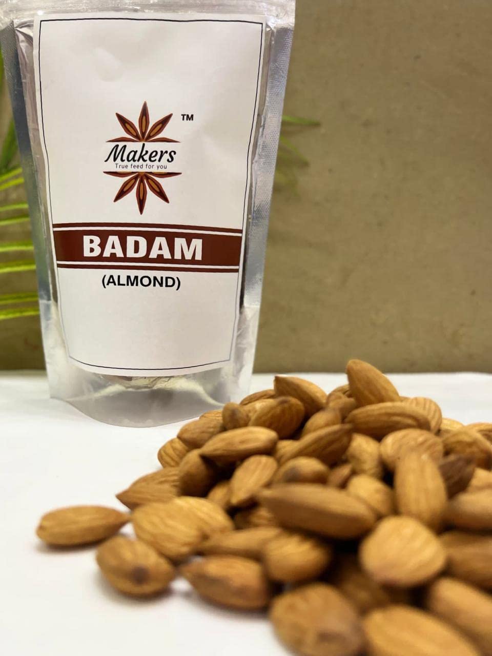 Makers Almonds Real Nuts Pack Raw Badam Dry Fruit 500 Grams : Amazon.in ...