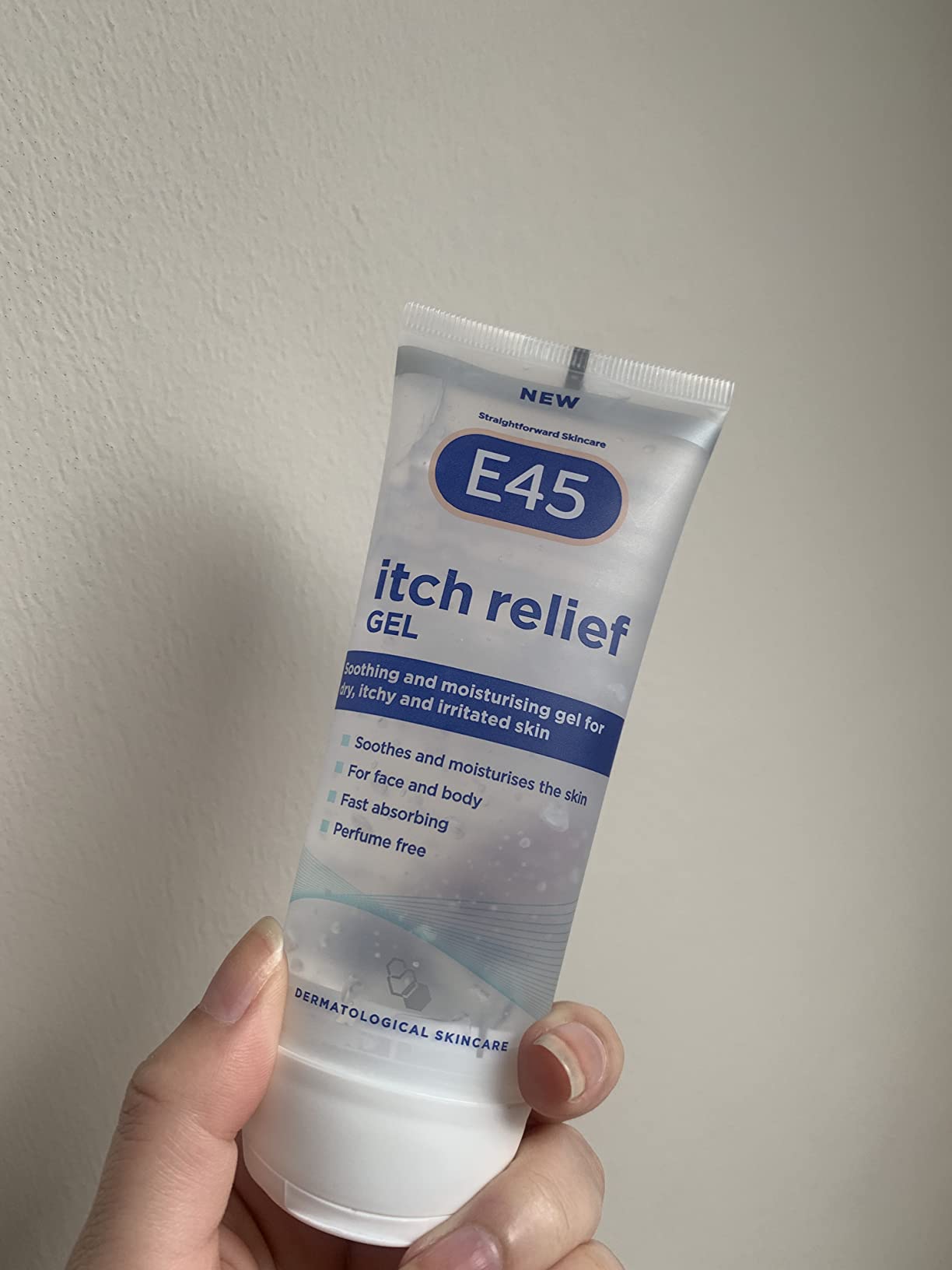 E45 Itch Relief Gel 100ml – Face and Body Gel for Dry Skin - Itchy Skin ...