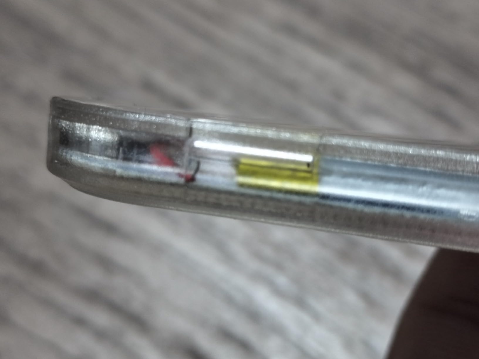 Amazon.co.jp : prendre タッチライト 小型 コンパクト タッチセンサー マグネット 磁石 充電式 バッテリー 8灯 LED 両面テープ ルームランプ クローゼット ...