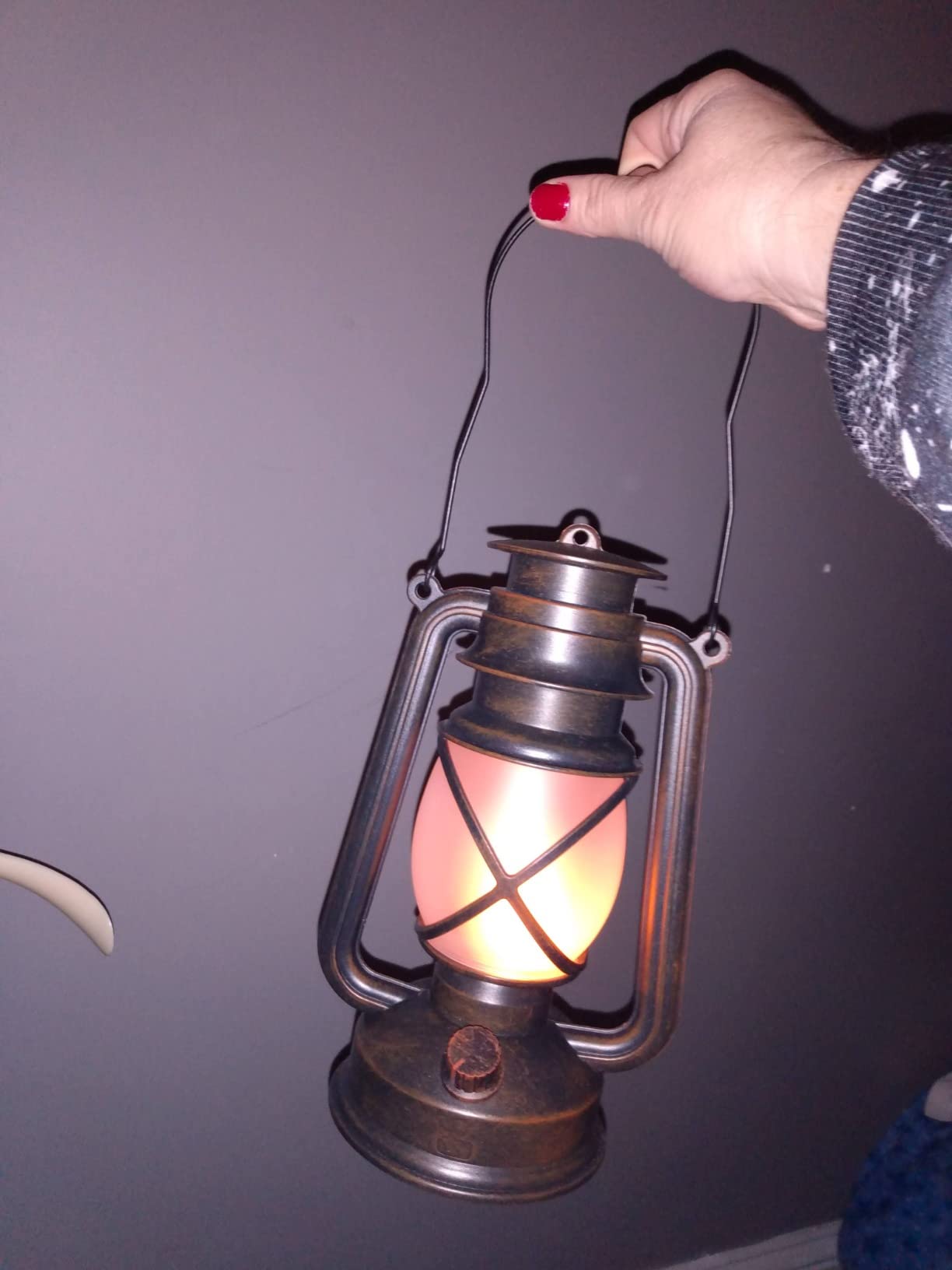 LED VIVID FLAME LED Lantern, 1Pack of LED Lanterns, Outdoor Lantern ...