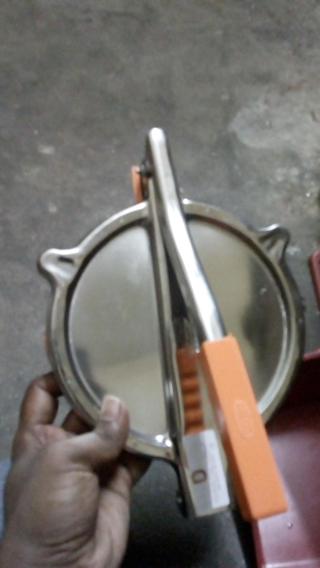 Dharam Paul Traders® Heavy Weight Stainless Steel Puri Maker Press ...