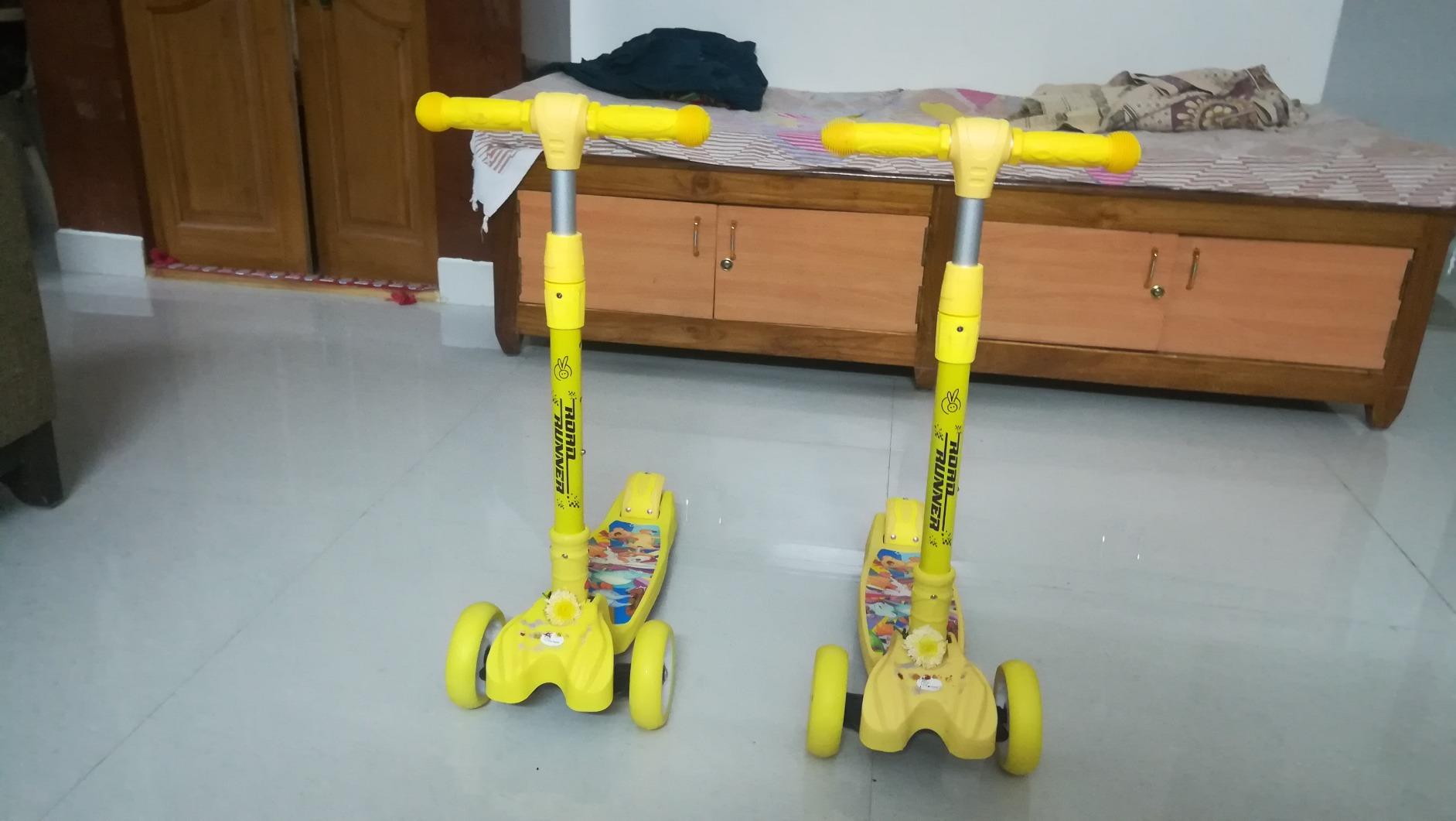 R for Rabbit Road Runner Bunny Kids Scooter, 3 Level Adjustable Height ...