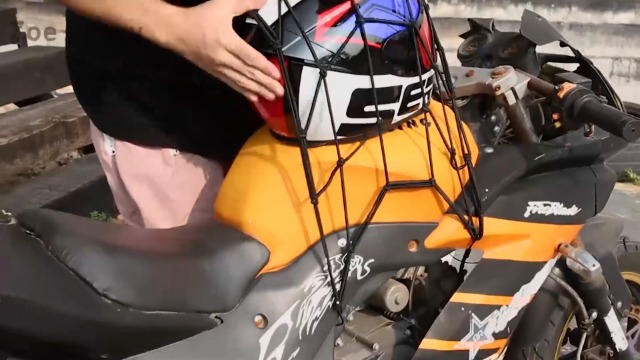Watch bungee net, motorcycle net on Amazon Live