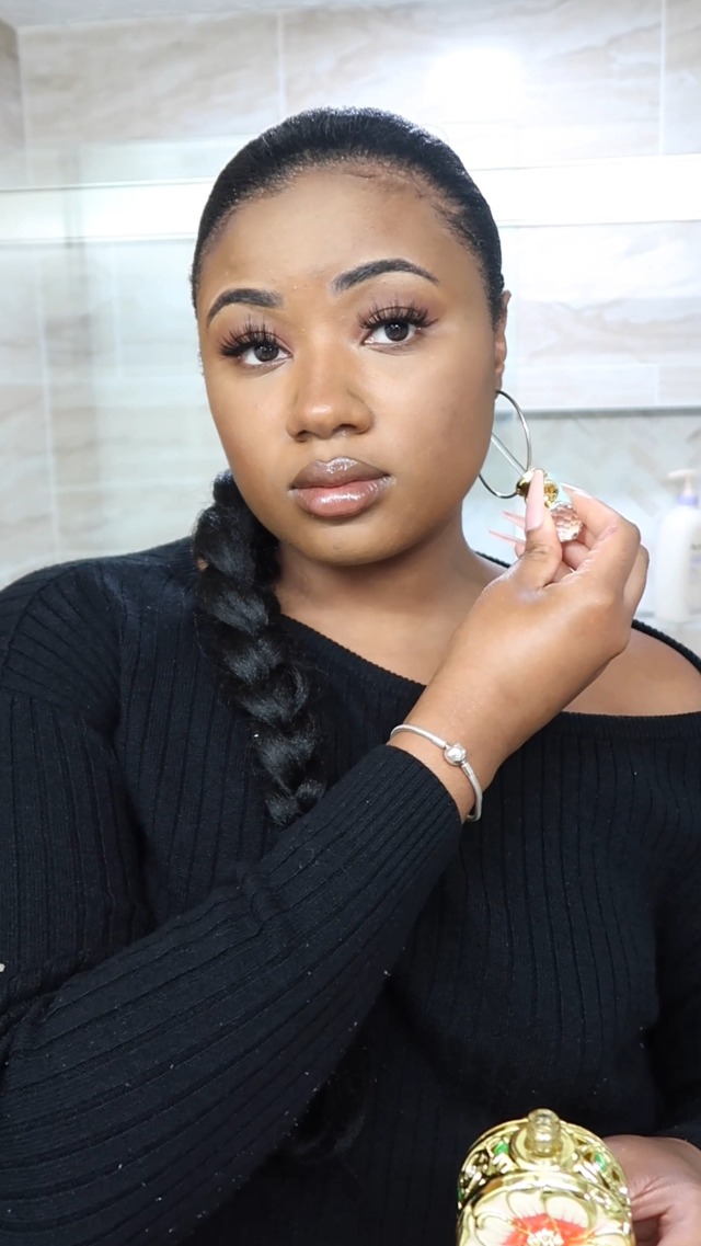 XOXO SHEBA's Amazon Page