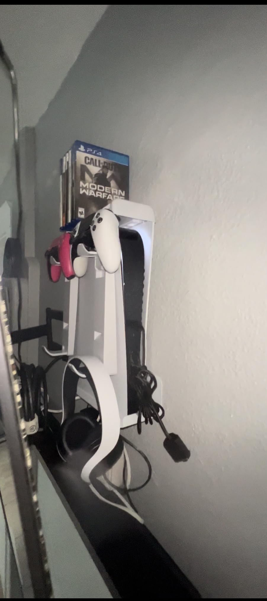 Amazon.com: Sehawei PS5 Mount on Wall, Wall Mount for PS5 Console,PS5 ...