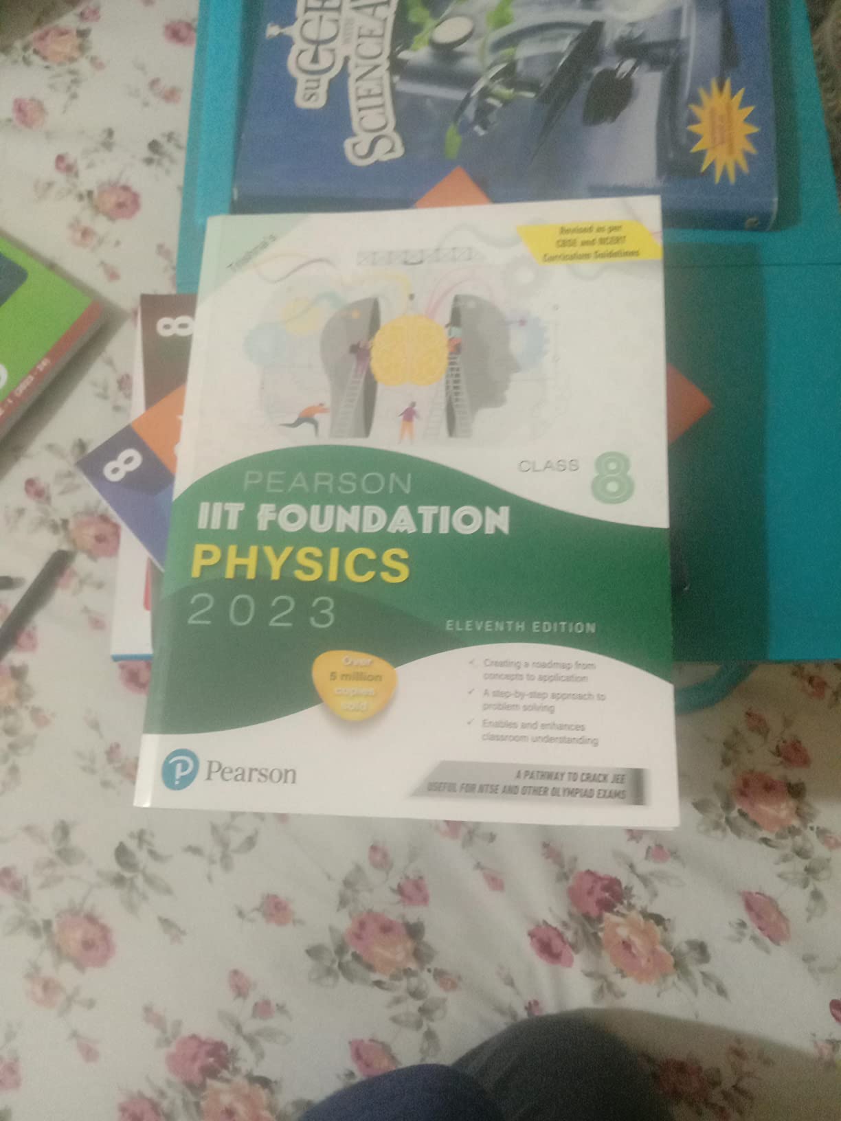 Pearson IIT Foundation Physics Class 8, for JEE, NTSE, Olympiad ...