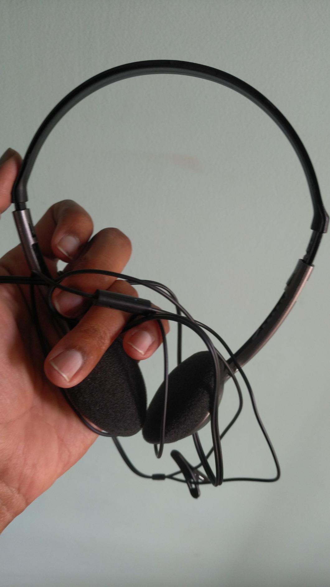 iBall I342Mv On-Ear Headphone with Mic : Amazon.in: Electronics