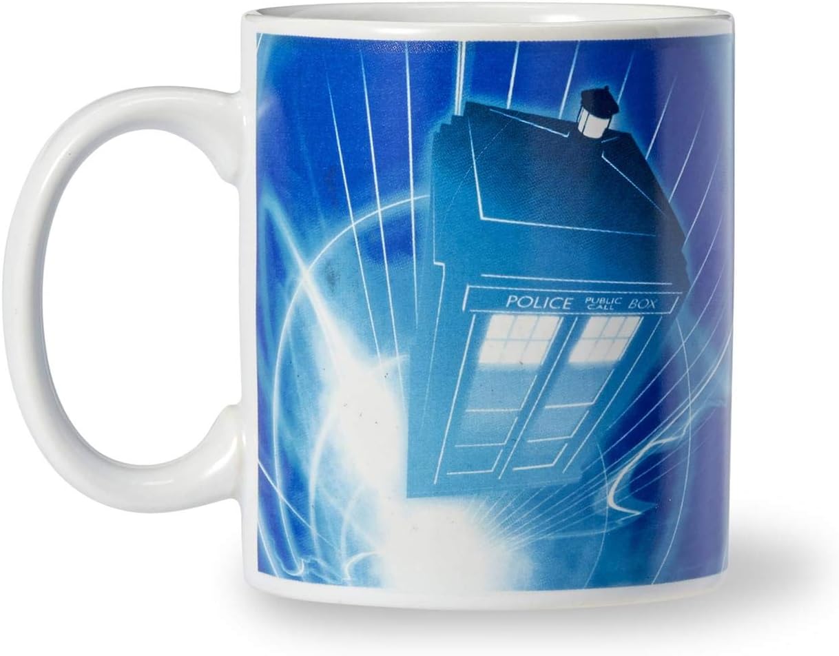 Amazon.com: Doctor Who TARDIS 11-Ounce Ceramic Mug Graphic Flying ...