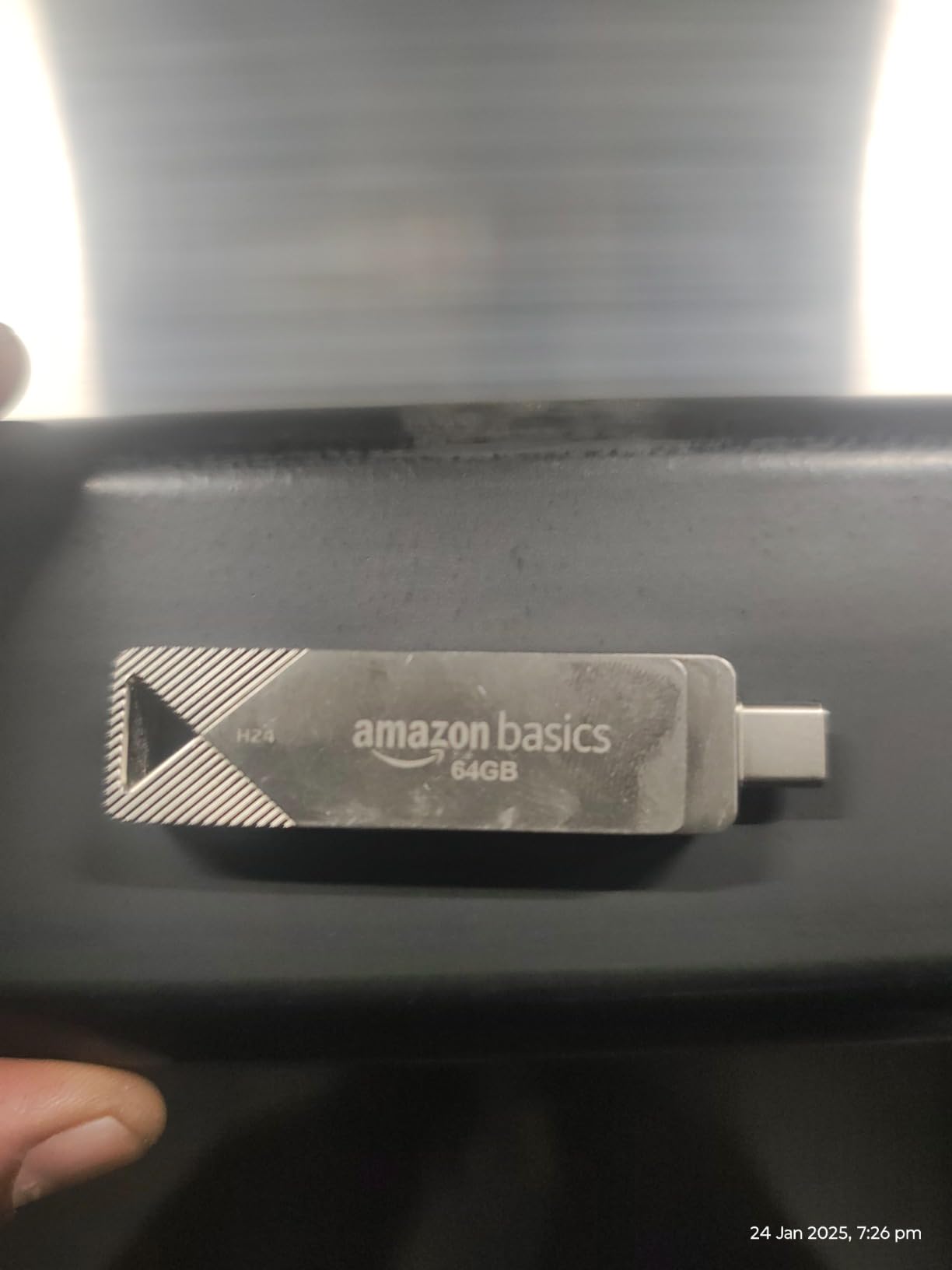 Amazon Basics 1TB Dual Flash Drive | Ultra-Fast 400+ MBps Read/Write ...