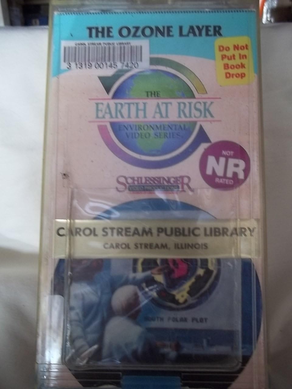 Amazon.com: Earth at Risk:Ozone Layer [VHS] : Earth at Risk Series ...
