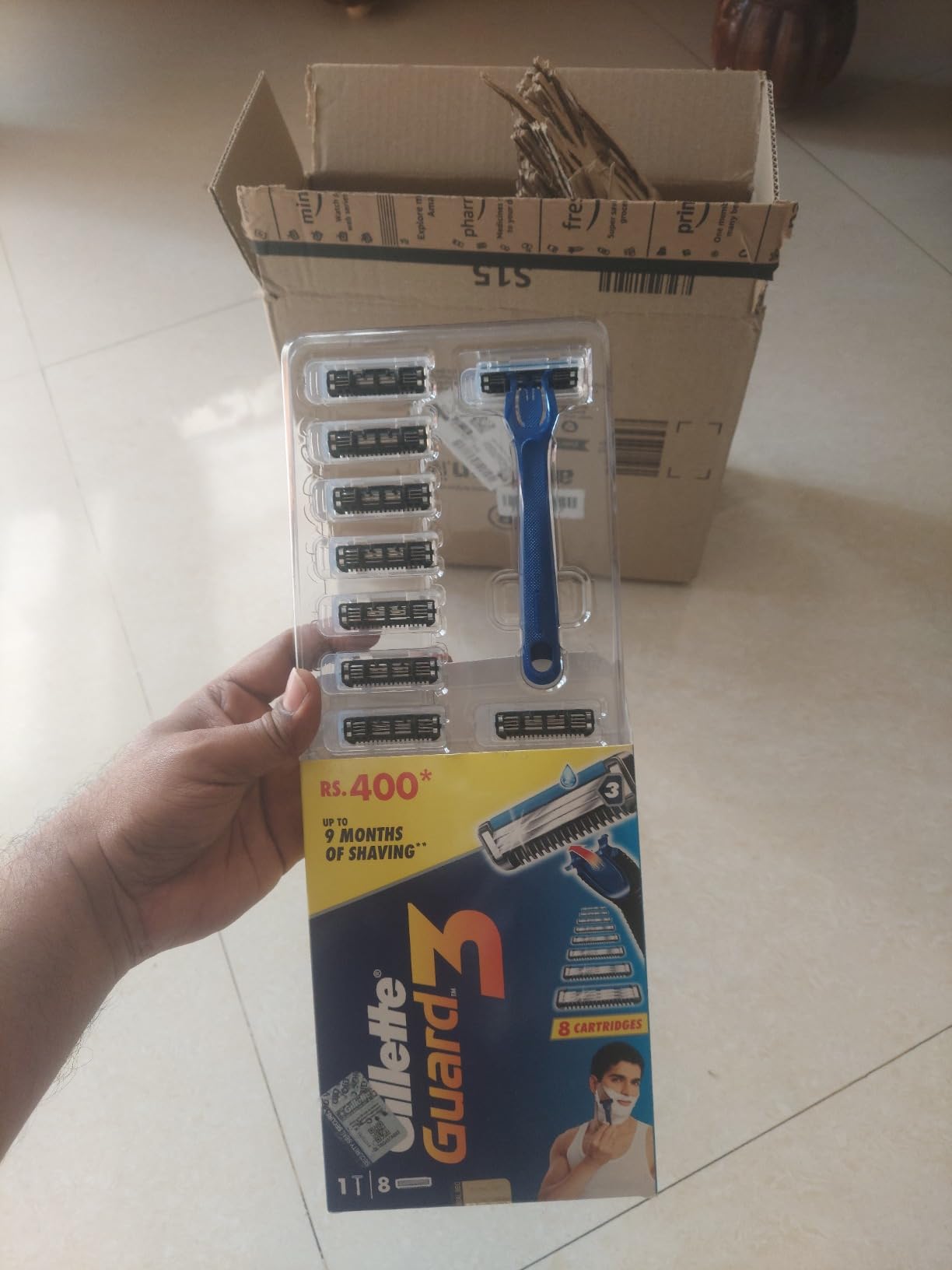 Gillette Guard 3 Single Razor with 8 Blades Pack : Amazon.in: Health ...