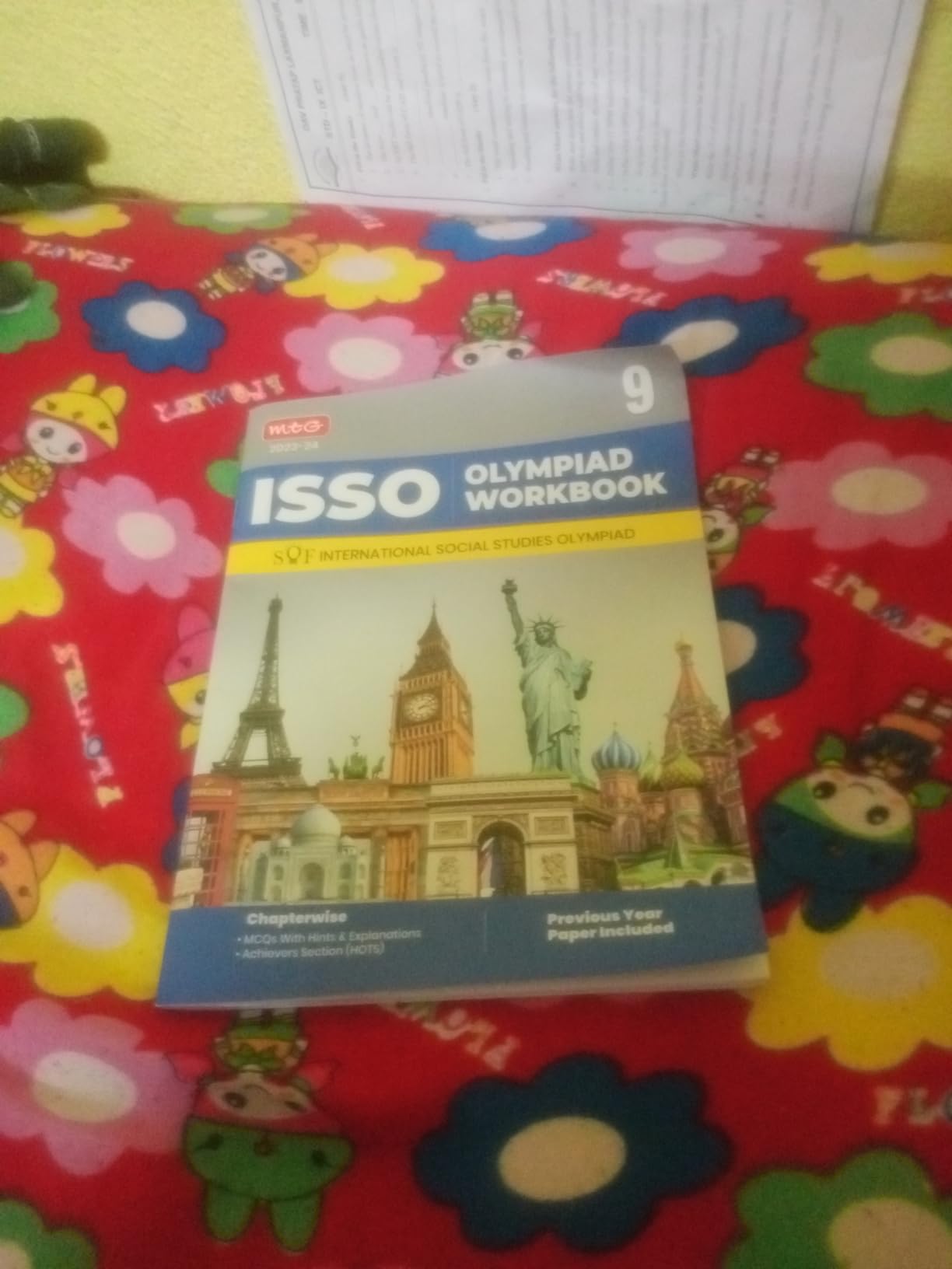 Buy MTG International Social Studies Olympiad (ISSO) Workbook for Class 9 - Chapterwise MCQs ...