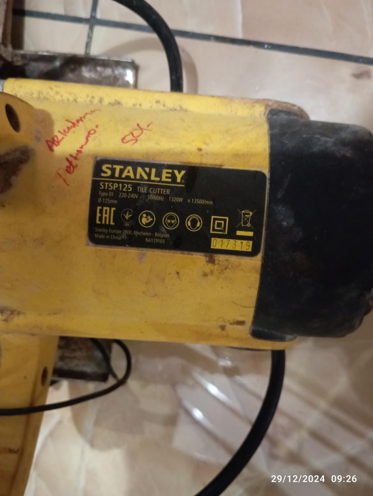 STANLEY STSP125-IN Tile Cutter Machine for Cutting Varied Ranges of ...