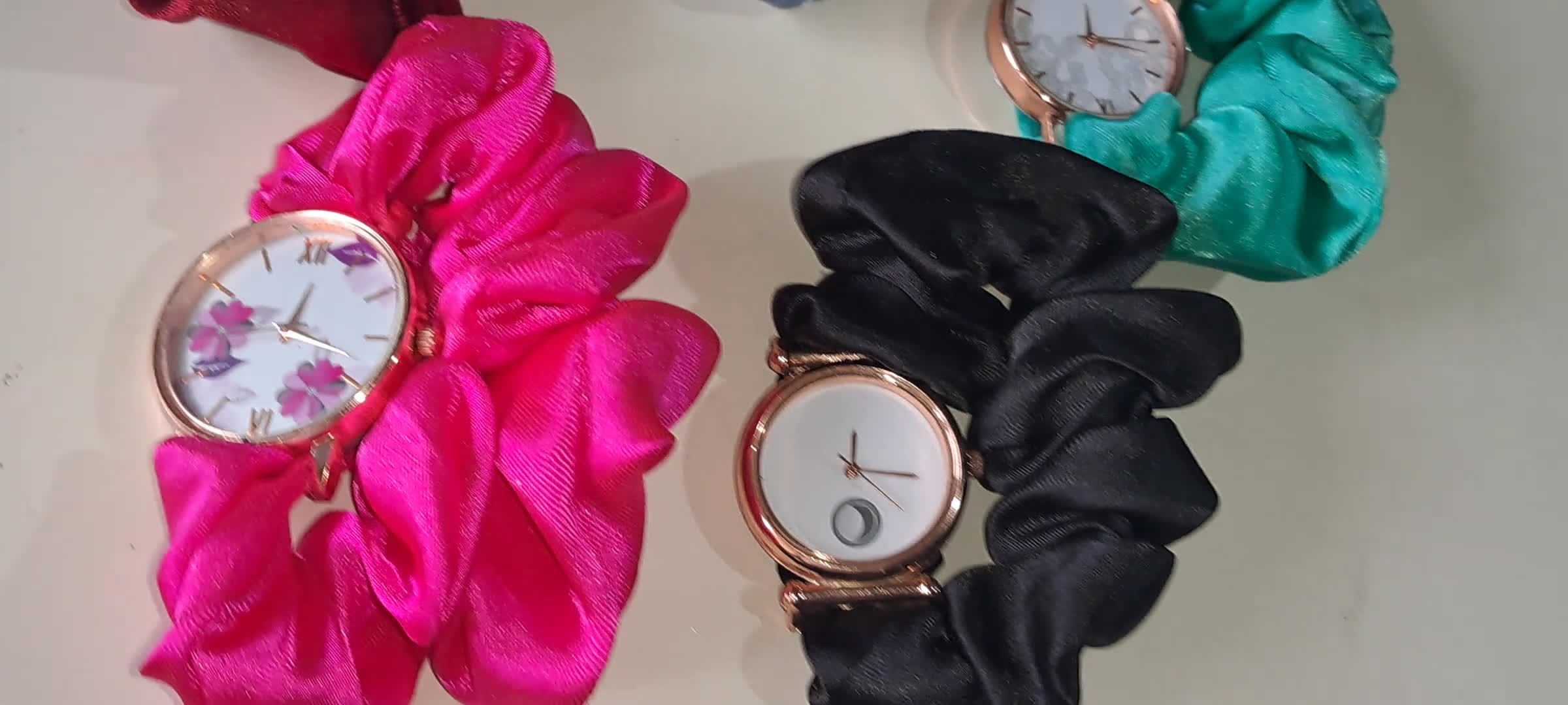 Watch All 5 dials has unique different designs in it on Amazon Live