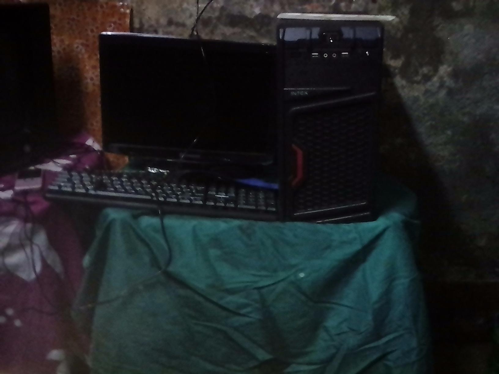 RollTop Assembled Desktop Computer Intel Core 2 Duo 2.9 GHZ Processor ...