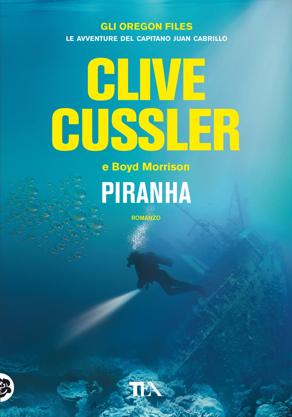 Amazon.com: Piranha: 9788850259656: Clive Cussler: Books