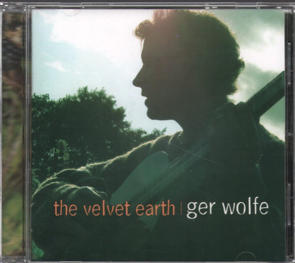 Ger Wolfe - The Velvet Earth - Amazon.com Music