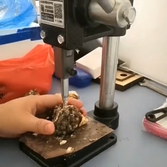 Watch Oyster Shucker Manual Oyster Shucking Machine Oyster Opener on ...