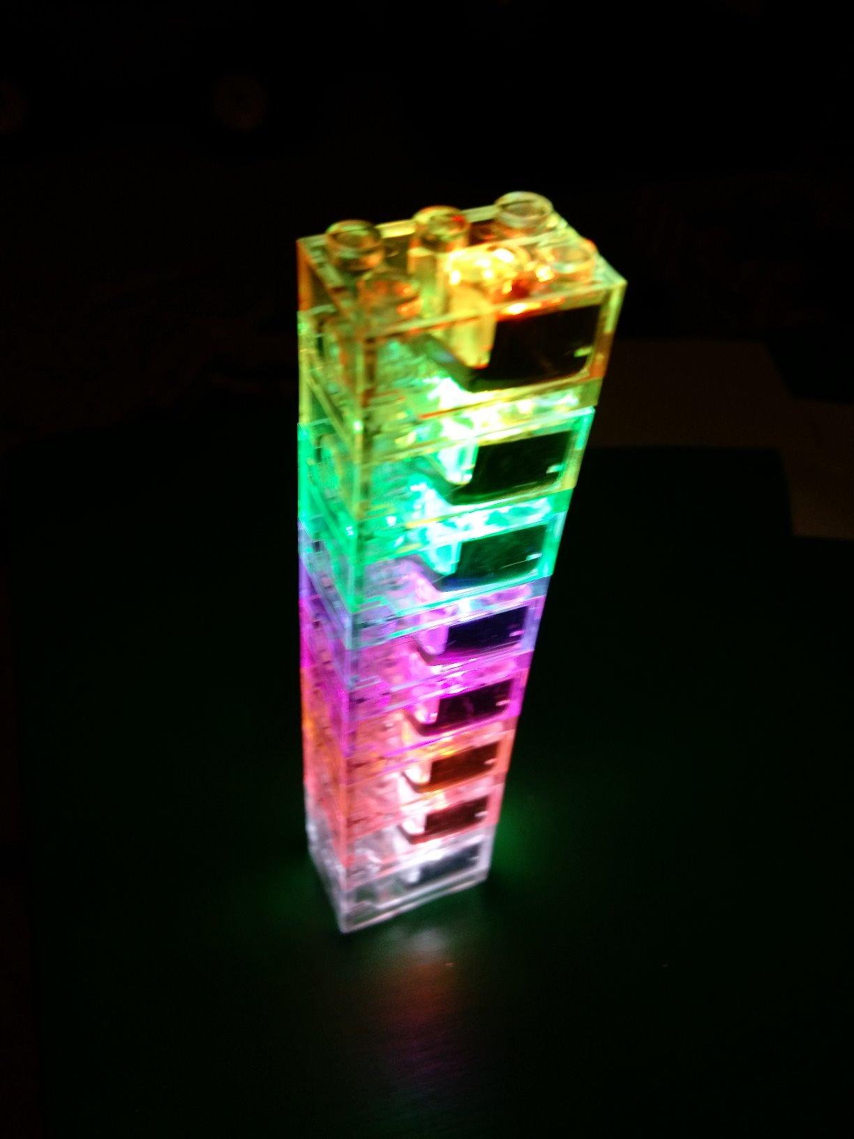 Amazon.com: SCS Direct Light Up Building Block Bricks Set of 8 (2"x3 ...