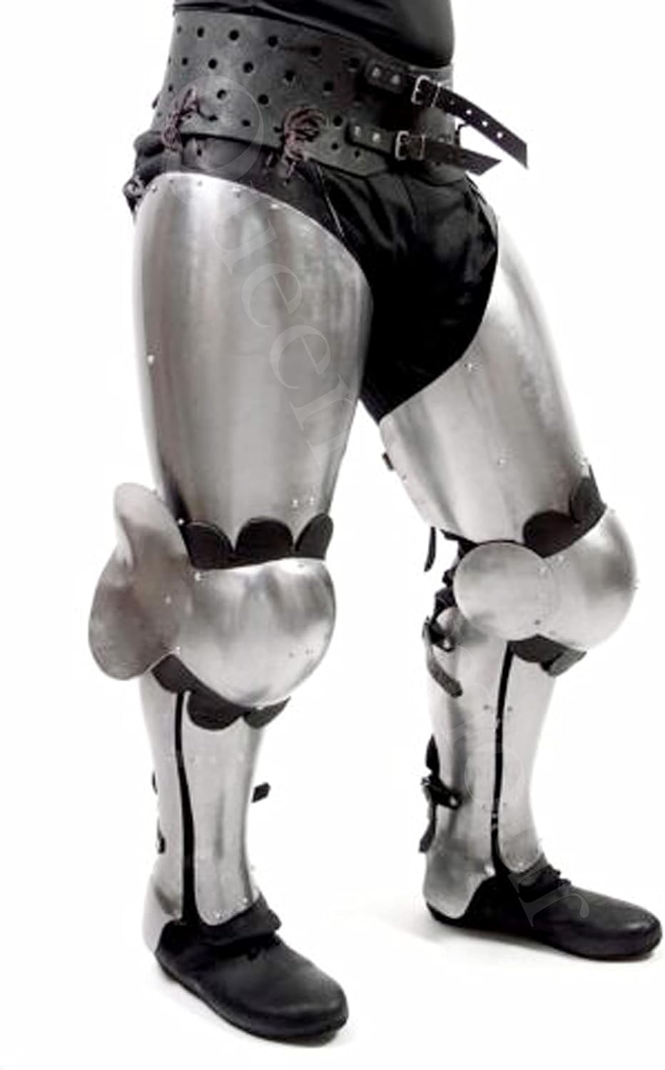 Amazon.com: Queen Armour Medieval Advanced Floating Legs Greaves Armor ...