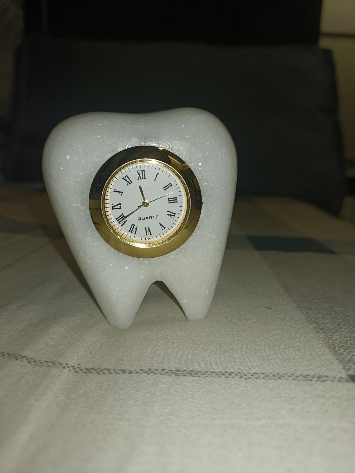 SAUDEEP INDIA Tooth Shape Dentist Desk Marbel Table Clock for Decor and ...