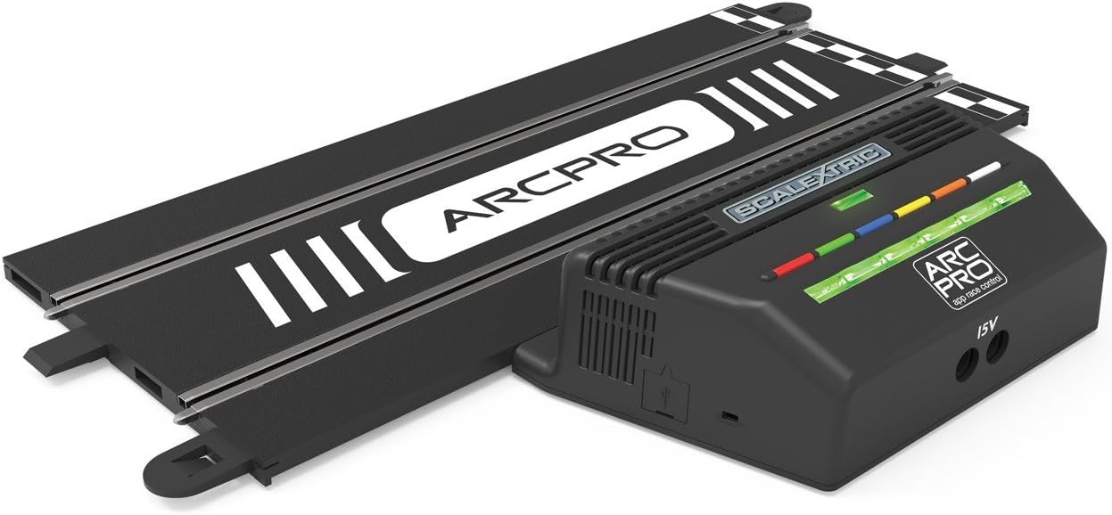 Amazon.com: Scalextric Digital Single Lane Half Radius 3 Curve 22.5 x 4 ...