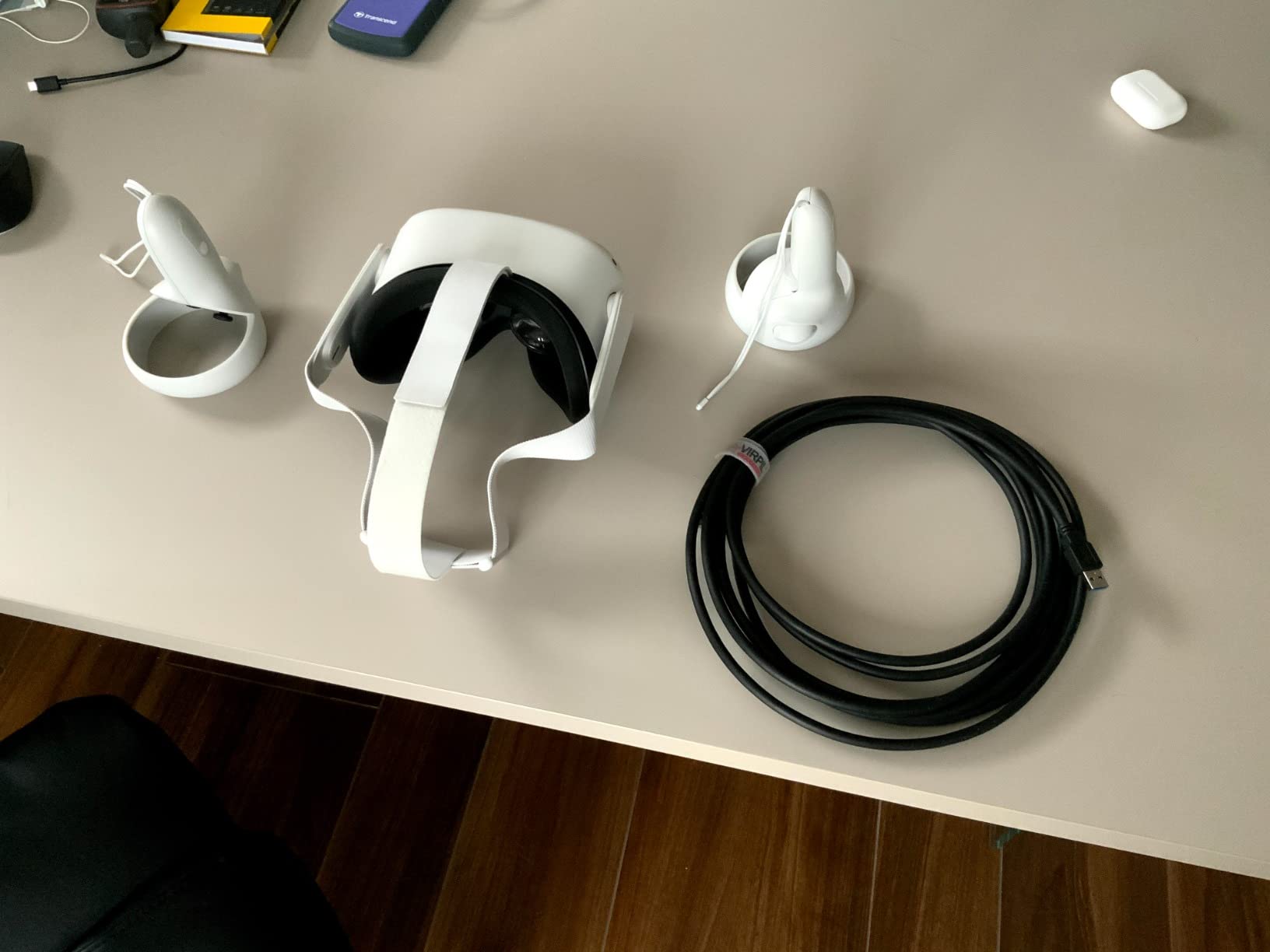 Oculus Quest 2, Visore VR all-in-one, da 64 GB : Amazon.it: Videogiochi