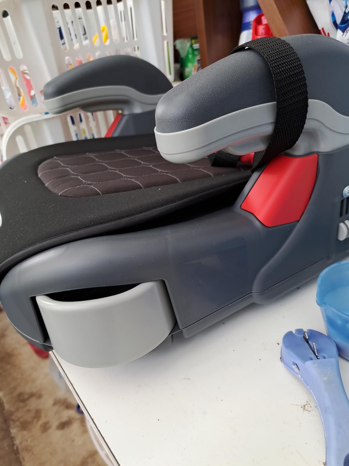 Amazon | GRACO (グレコ) ジュニアシート シートベルト固定 コンパクトジュニア 3歳頃から11歳頃まで ロングユース カップホルダー付 ブースター (モードノアール BK ...