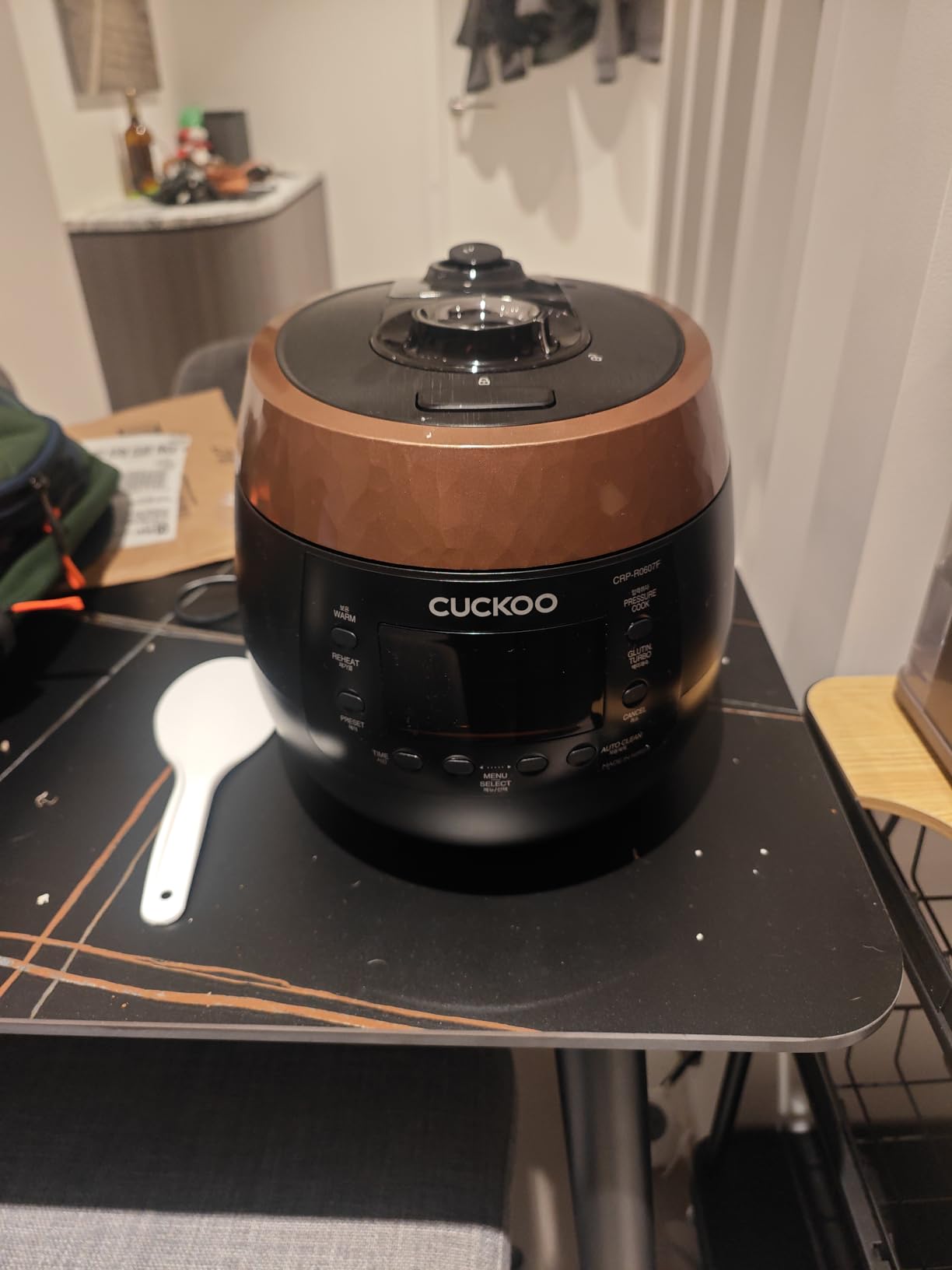 (CRP-R0607F) CUCKOO 6-Cup Pressure Rice Cooker & Warmer, Multi ...
