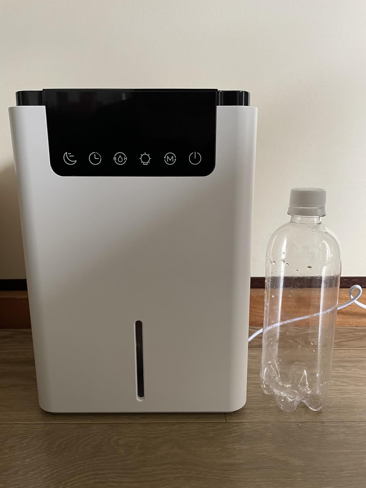 Amazon | Centuree 除湿機 小型 除湿器 小型 除湿器 2000ML大容量タンク・強力除湿・PSE認証済み 衣類乾燥 部屋干し 湿気取り スピード乾燥 梅雨 結露 湿気 カビ ...