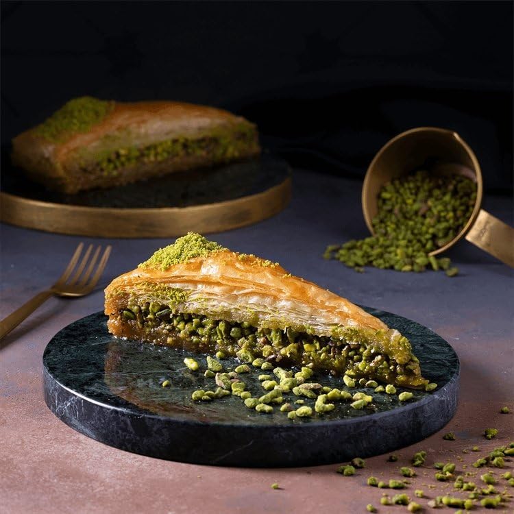 Amazon.com: Karakoy Gulluoglu | Turkish Royal Baklava with Pistachio ...
