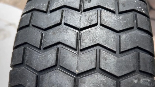 Watch A Quick Look At This Tire Before Installing It on Amazon Live