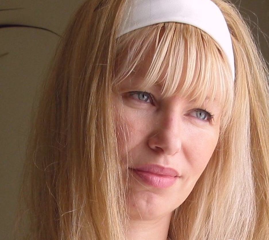 Amazon.com: Alexandra Davis: books, biography, latest update