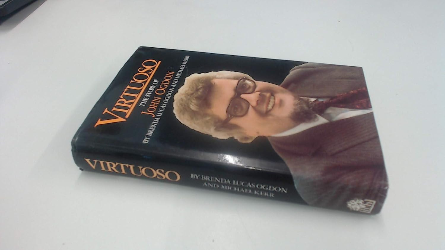 Virtuoso: The story of John Ogdon: Brenda Lucas Ogdon: 9780241103753 ...