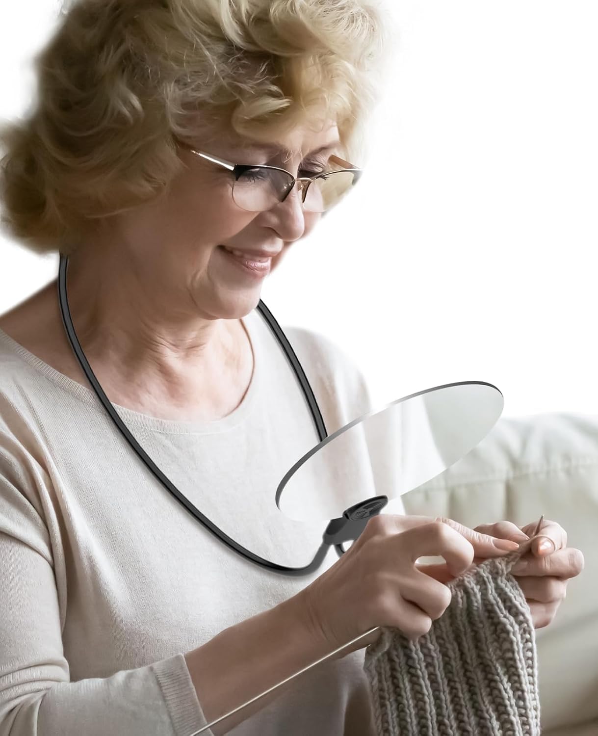 Amazon.com: 3X Hands-Free Magnifying Glass, Large Magnifer with ...